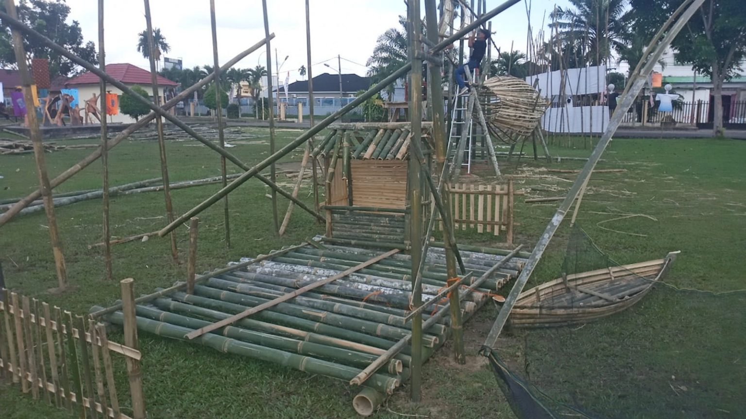 Instalasi Bambu dan Pameran Semarakkan "Kenduri Swarnabhumi" di Taman ...